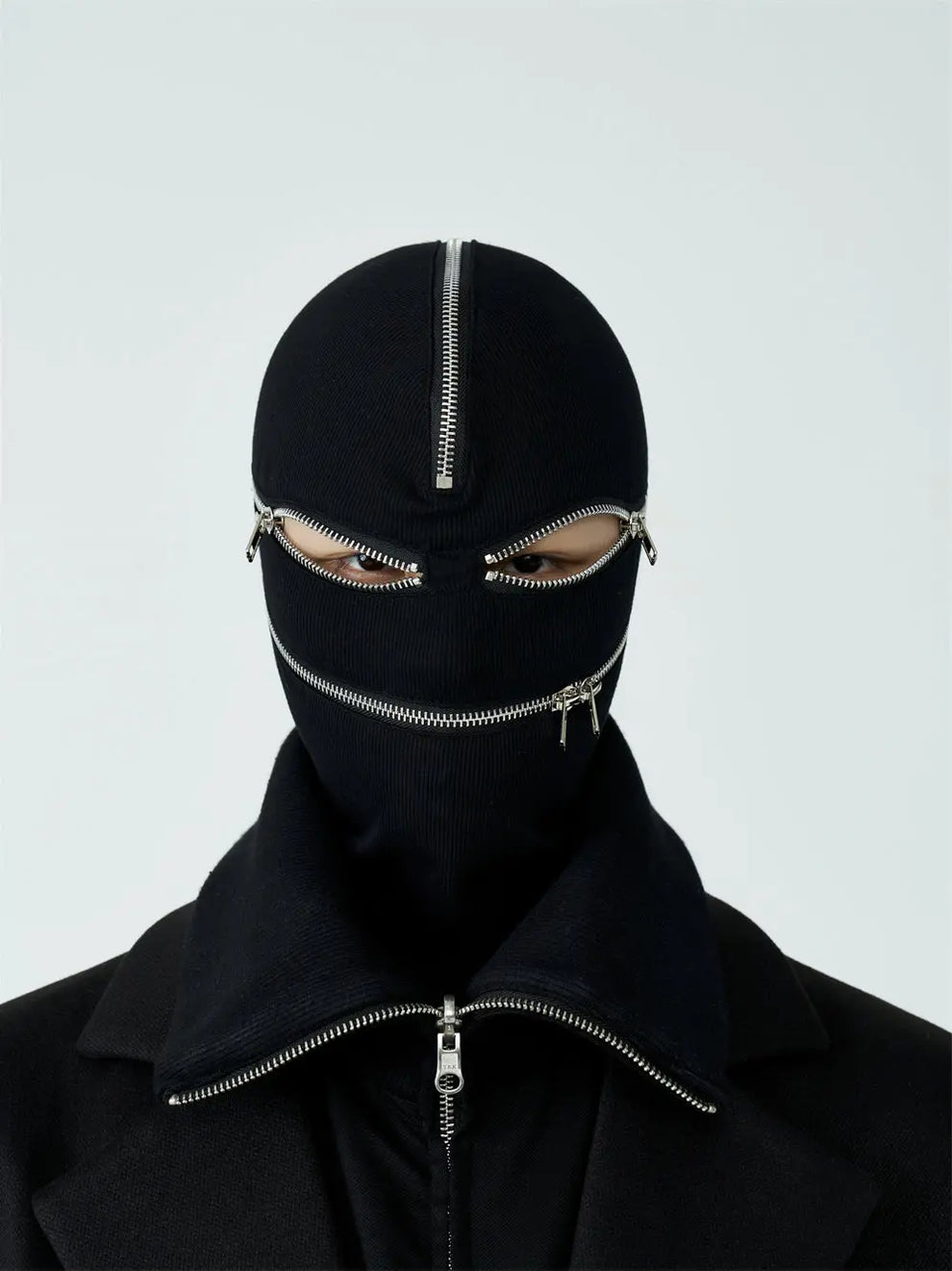 Unveiling Trendy Zipper Masks for Y2K Style Statements – ArtsKoreanMan