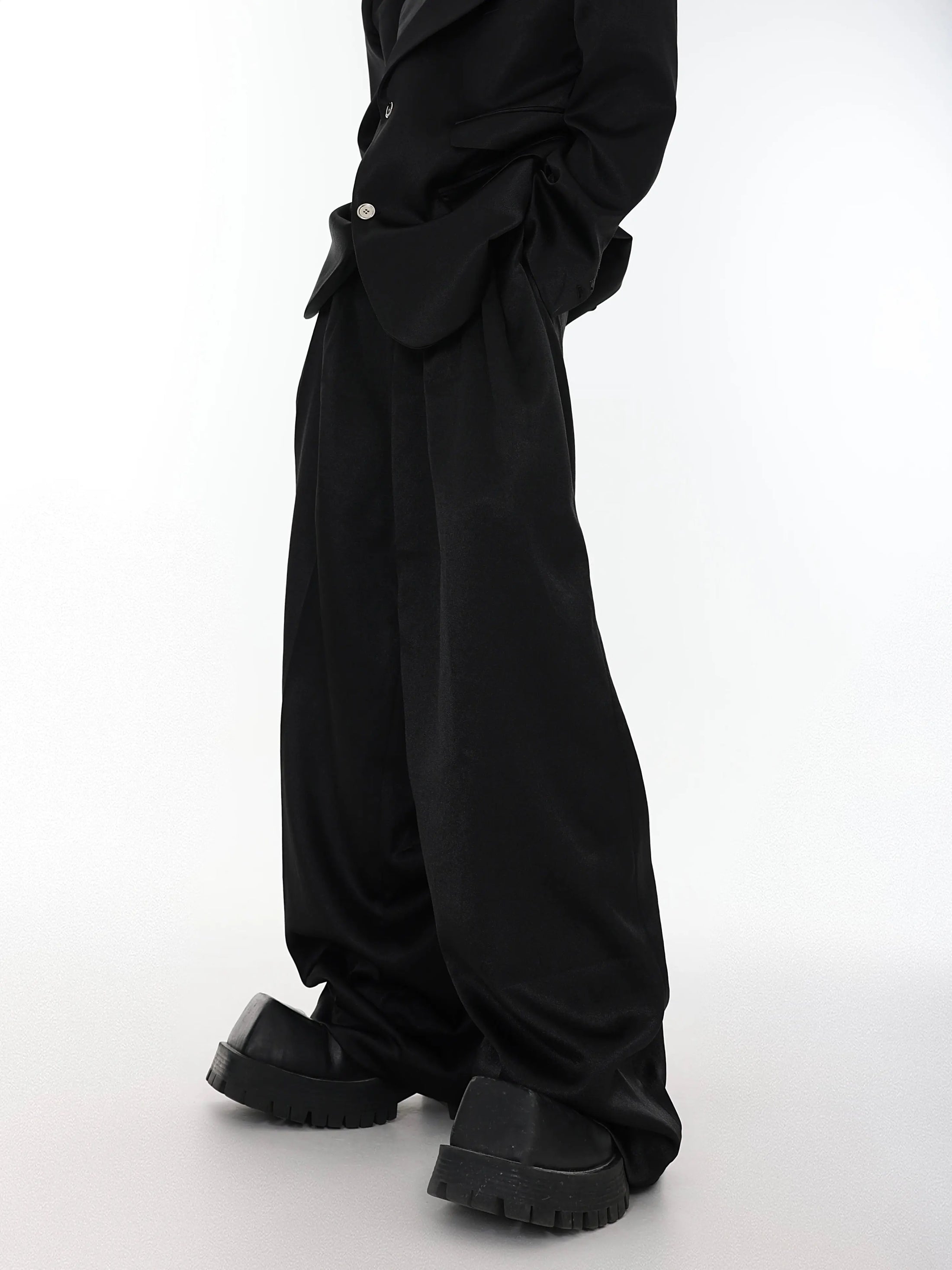 Effortlessly Chic: Simple Shoulder Pad Suit – ArtsKoreanMan